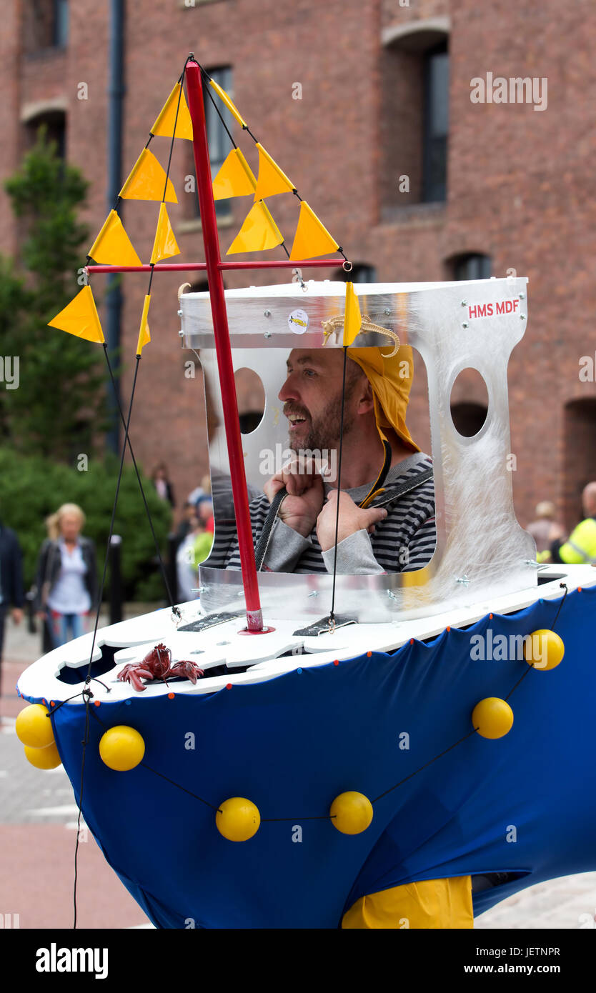 Trawlermen hi-res stock photography and images - Alamy