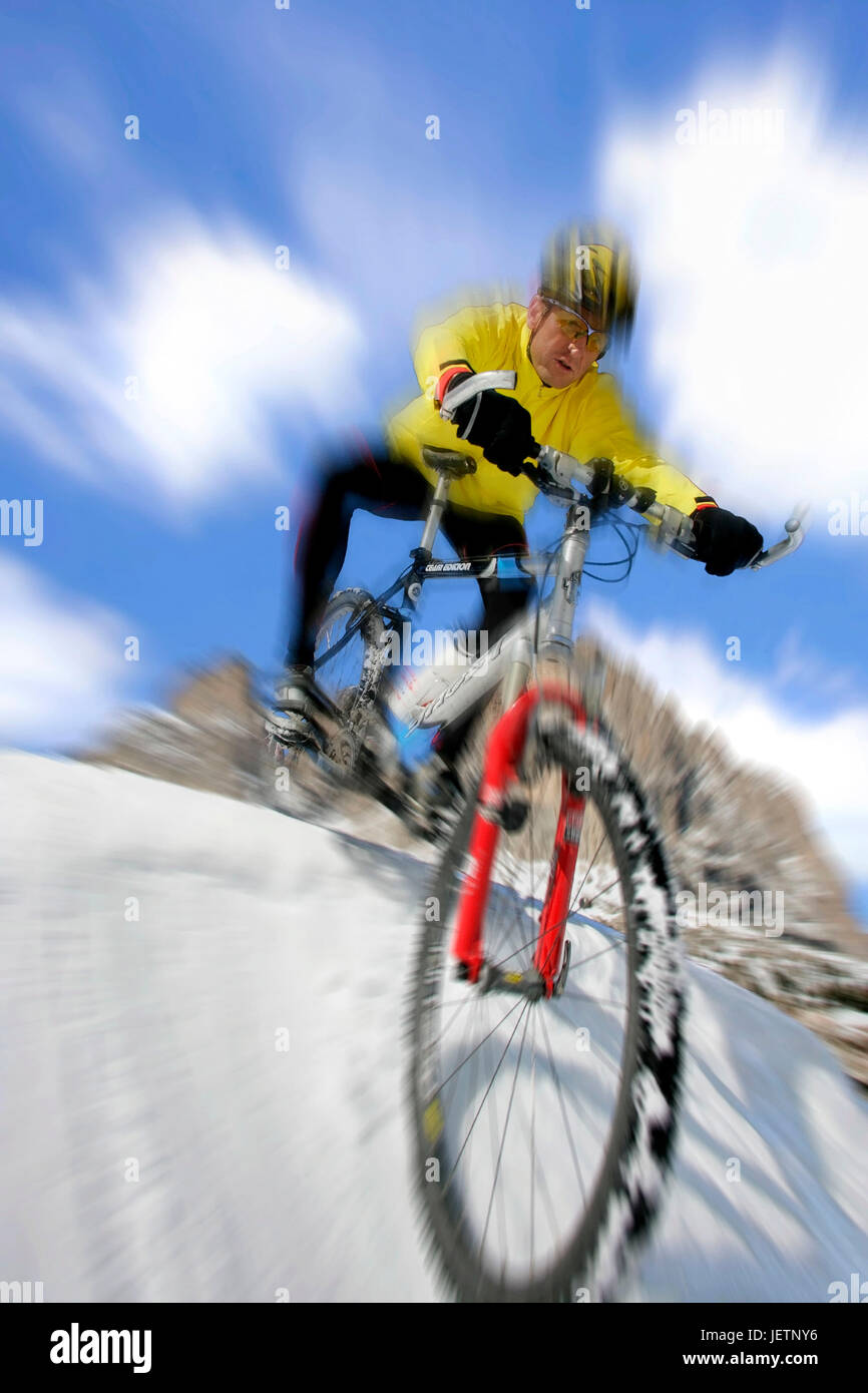 Mountainbike route hi-res stock photography and images - Alamy