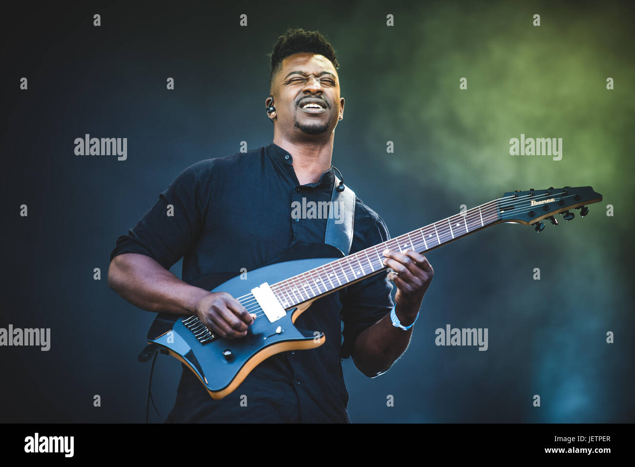Animals as leaders band hi-res stock photography and images - Alamy
