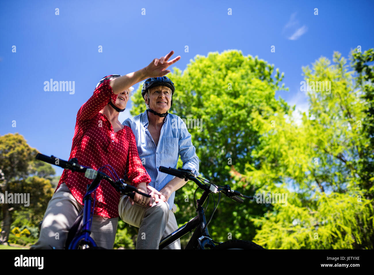 Talking and cycling hi-res stock photography and images - Alamy