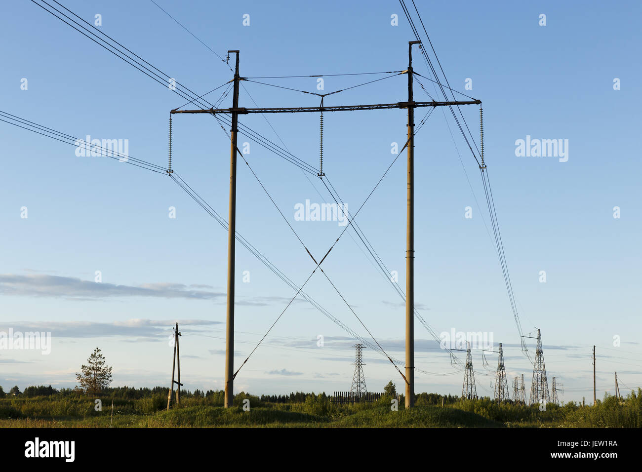 Electrical wire support column hi-res stock photography and images - Alamy