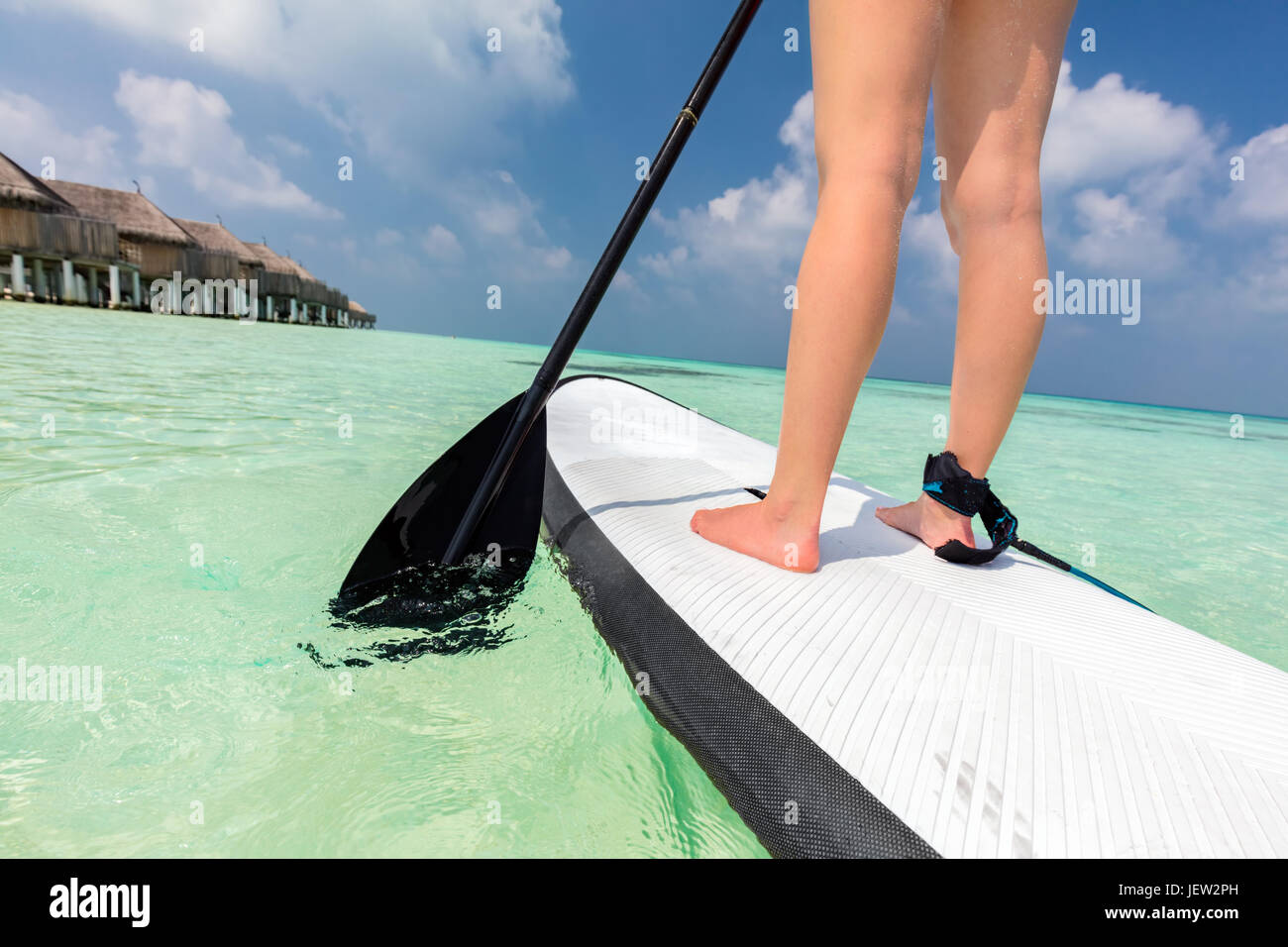 Paddle boarding ocean hi-res stock photography and images - Alamy