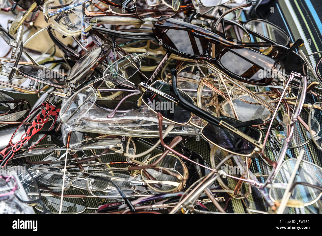 Medical charity hi-res stock photography and images - Alamy