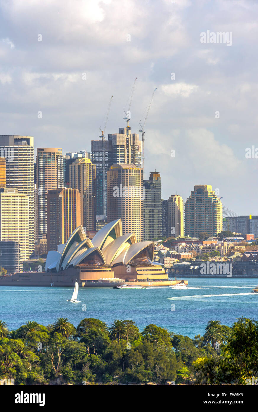 Sydney opera house exterior hi-res stock photography and images - Alamy