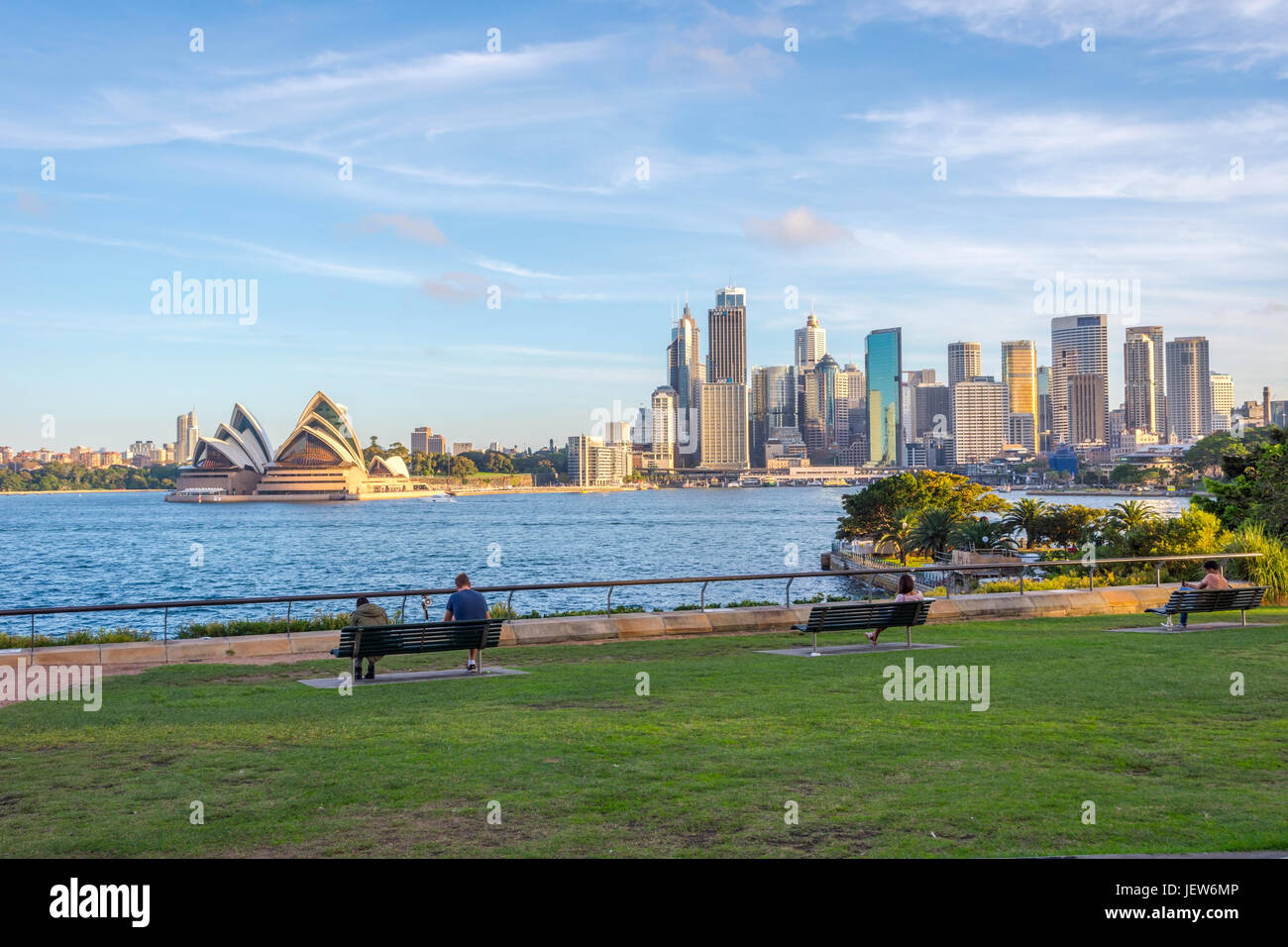 Sydney australia april 20 hi-res stock photography and images - Alamy