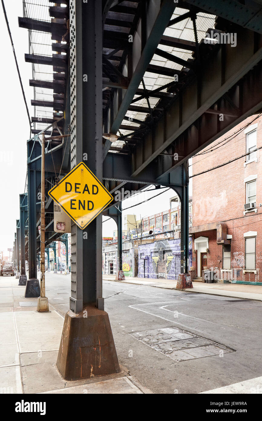 Road sign dead end cul de sac hi-res stock photography and images - Alamy