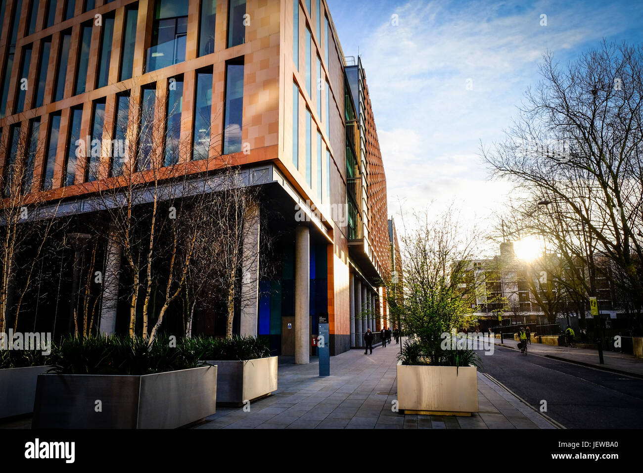 Frances crick building hi-res stock photography and images - Alamy