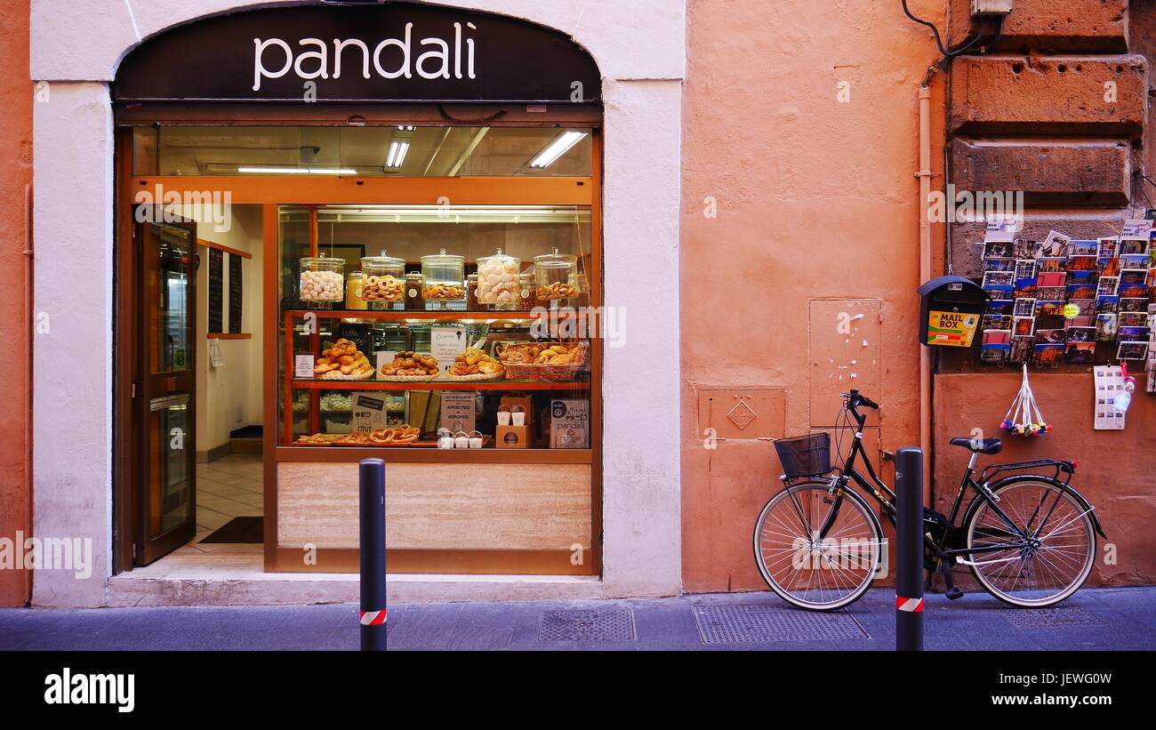 Rome food cakes hi-res stock photography and images - Alamy