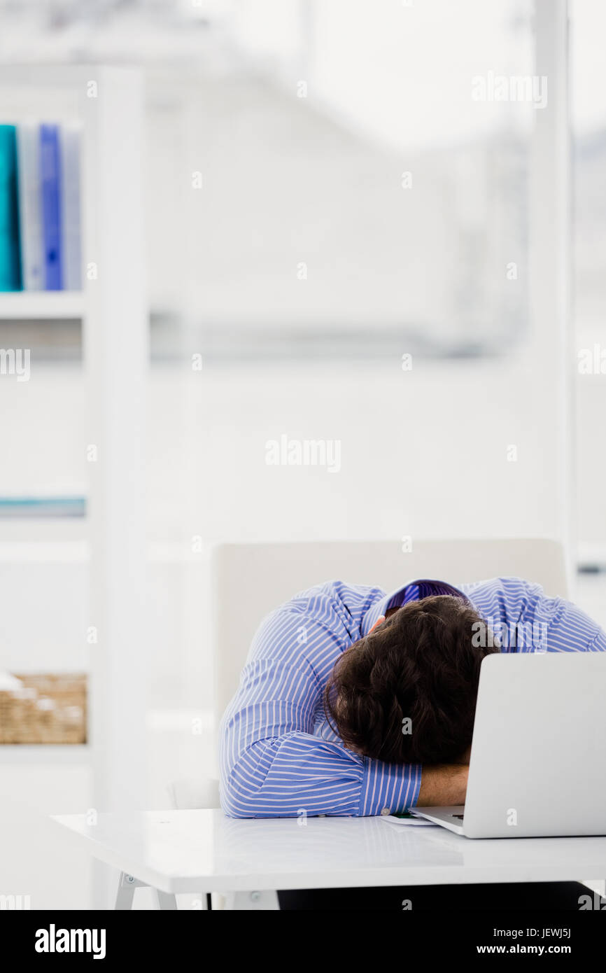 Man office sitting down desk chair hi-res stock photography and images ...
