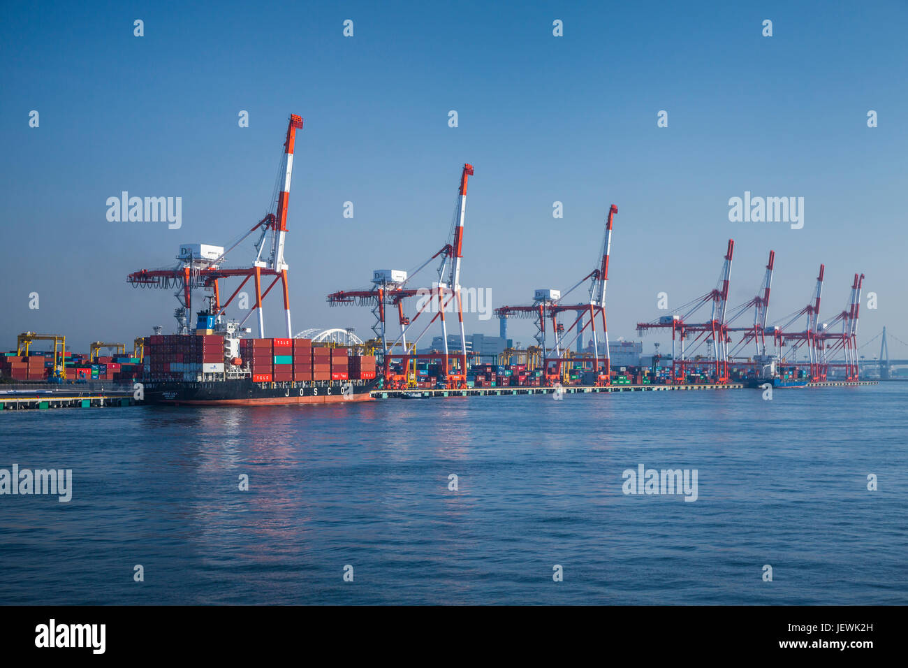 Cargo container port osaka japan hi-res stock photography and images ...