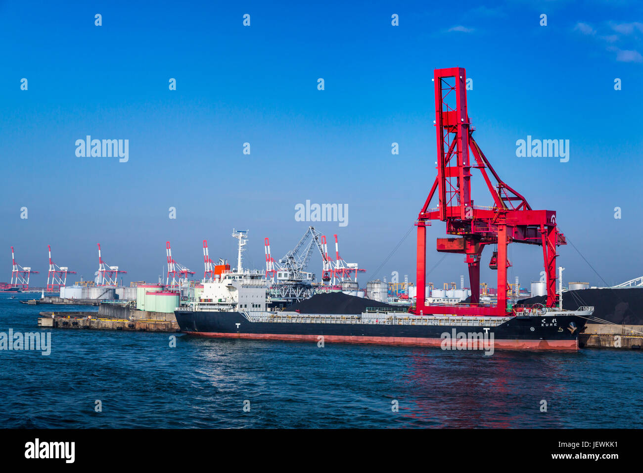 Cargo container port osaka japan hi-res stock photography and images ...