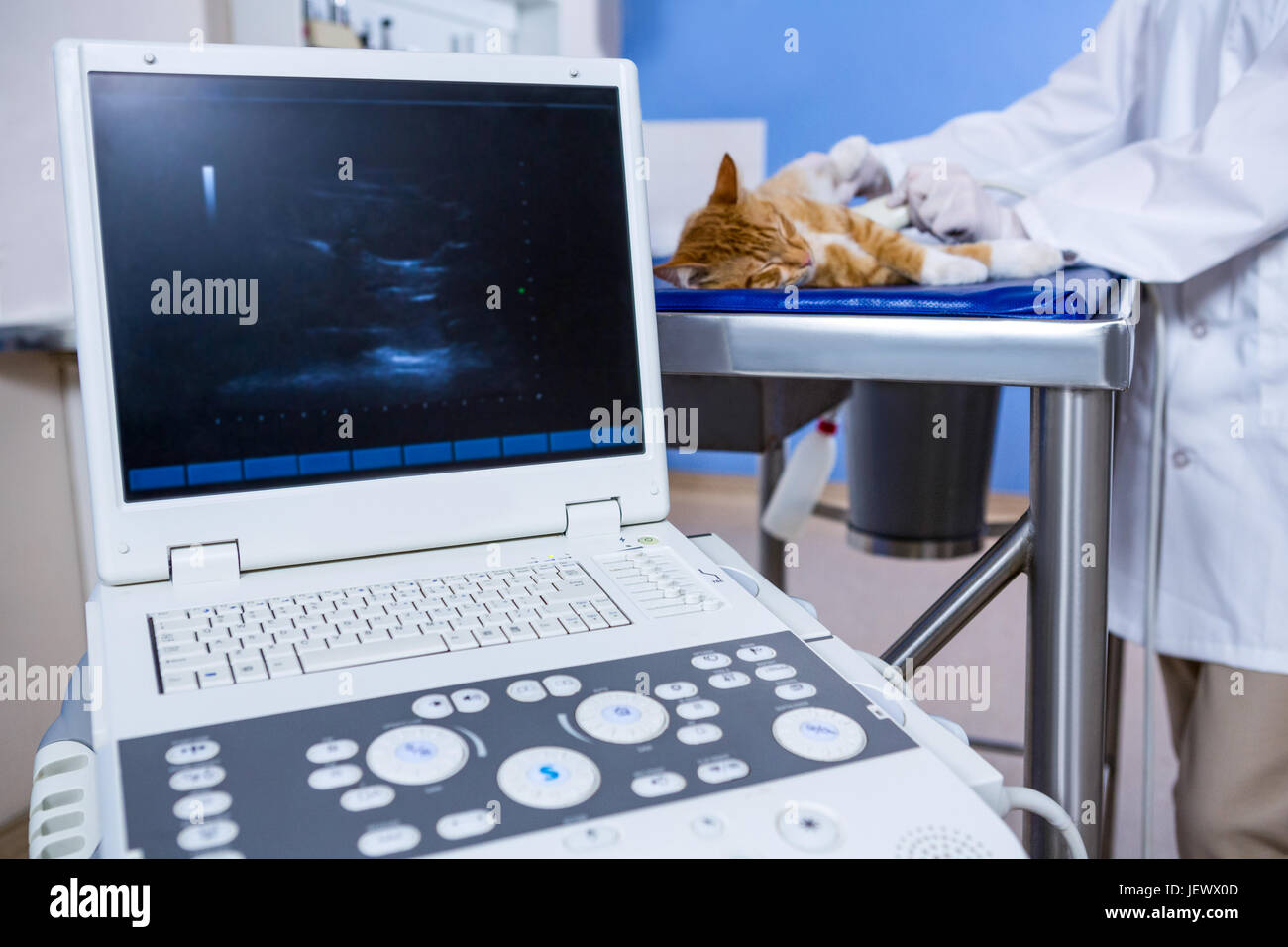 Ultrasound machine hi-res stock photography and images - Alamy