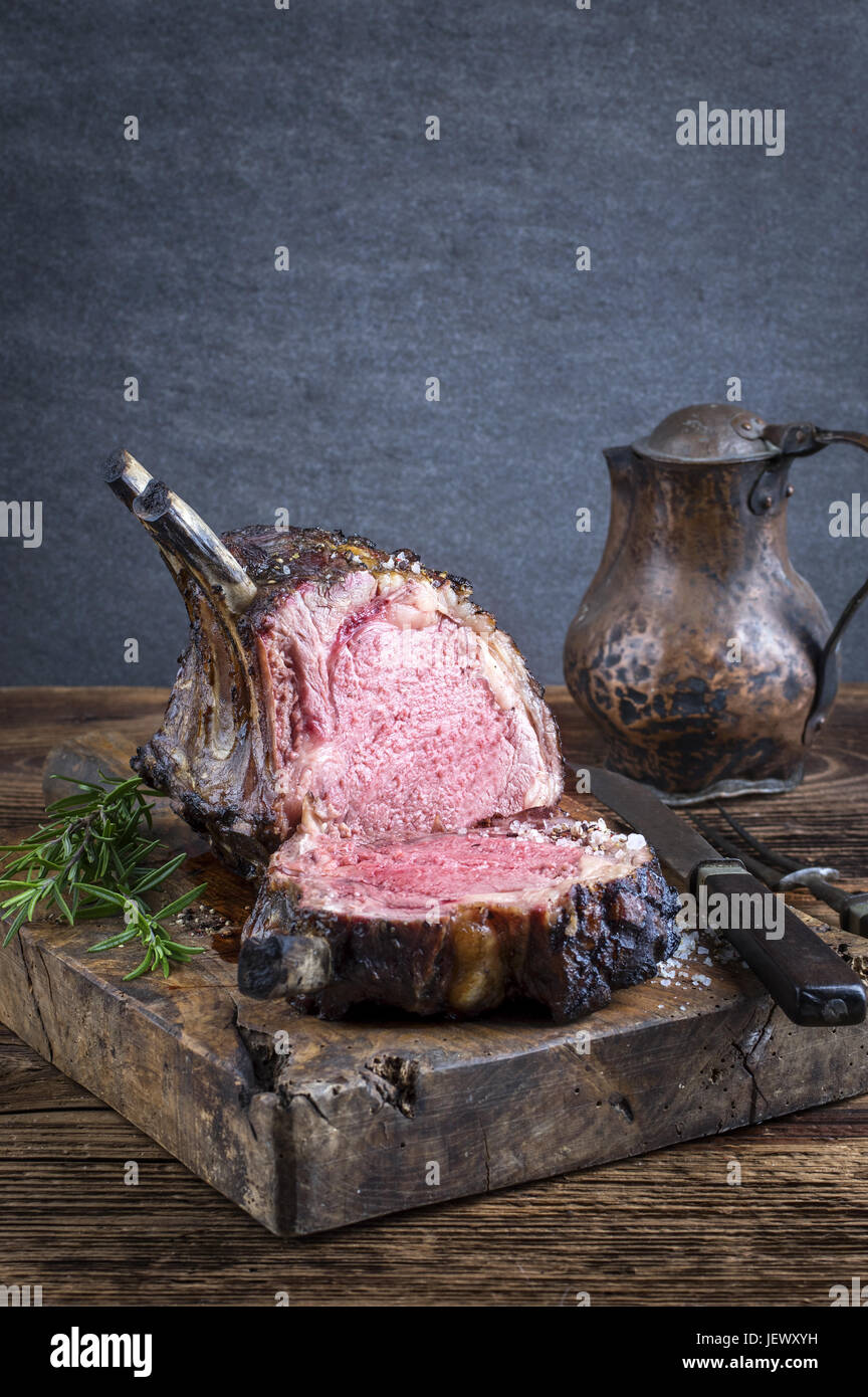 Rib eye r hi-res stock photography and images - Alamy