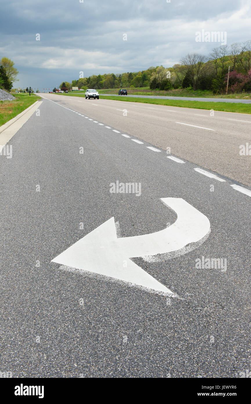 Tarmac paint road signage hi-res stock photography and images - Alamy