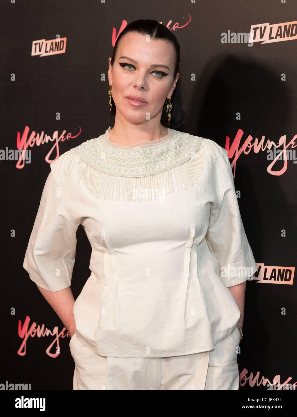 New York, NY, USA. 27th June, 2017. Debi Mazar at arrivals for YOUNGER ...