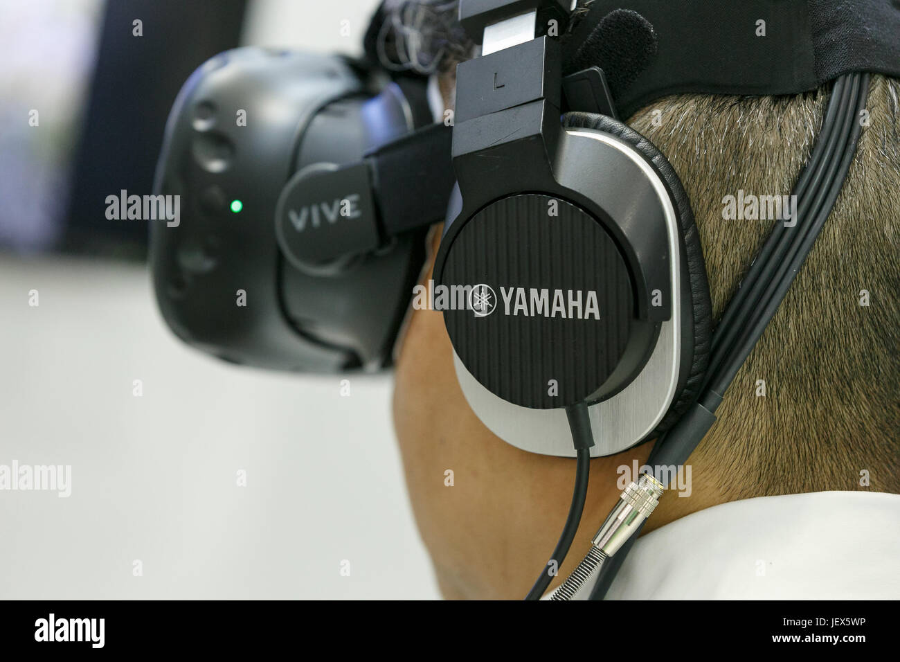 Augmented audio hi-res stock photography and images - Alamy