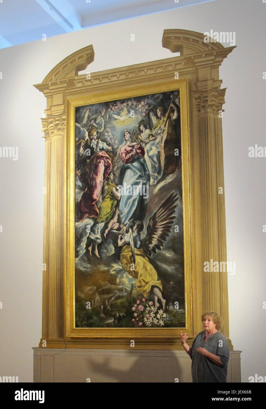 Visitors take a look at the work 'Immaculate Conception' by Spanish ...