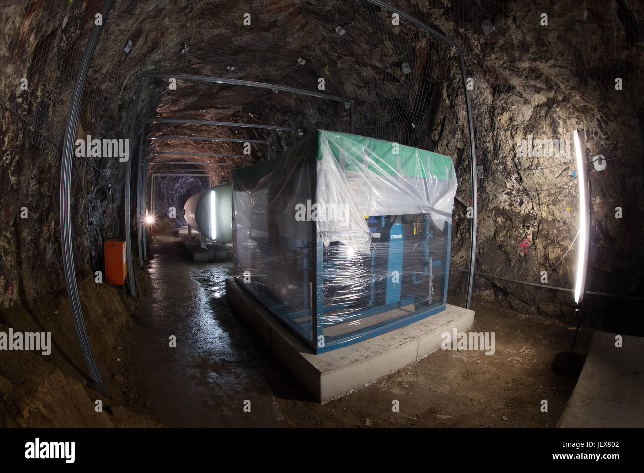 Dresden, Germany. 28th June, 2017. The interior of the new Helmholtz ...