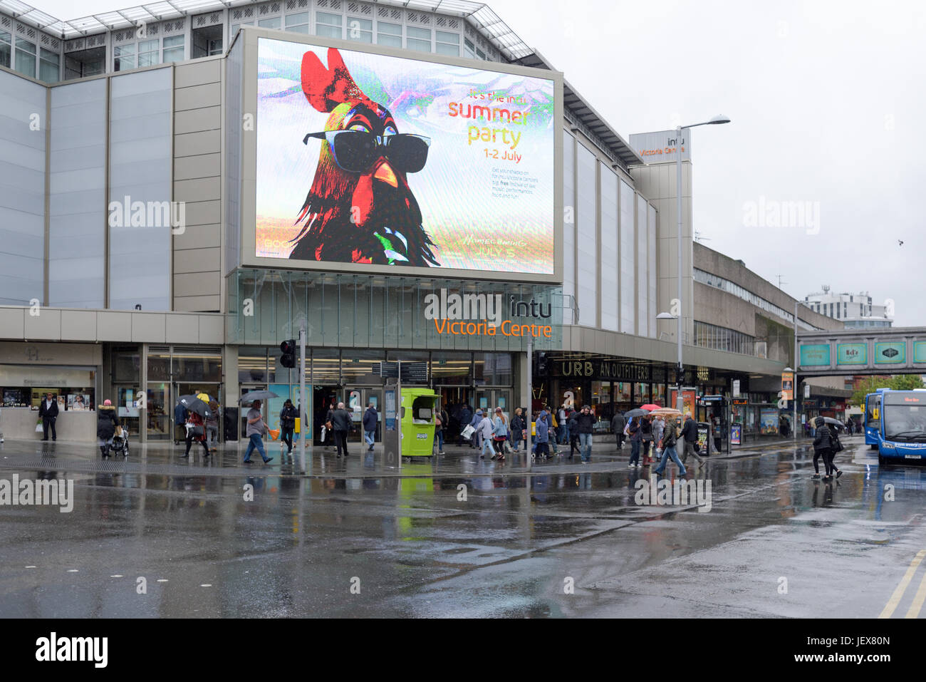 Intu victoria centre hi-res stock photography and images - Alamy