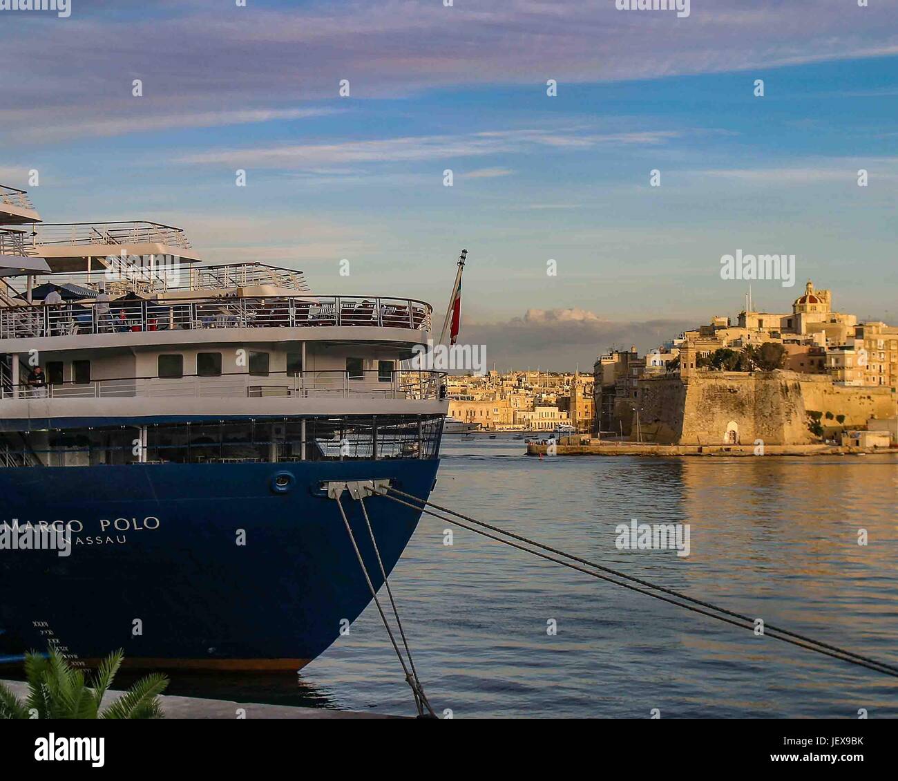 Valletta, Malta. 27th Sep, 2004. The early morning sun illuminates ...