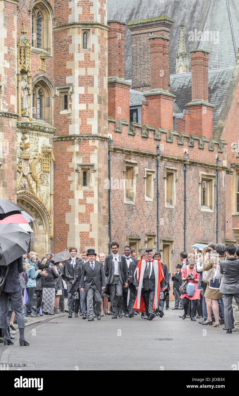 Graduates dressed in academic hi-res stock photography and images - Alamy