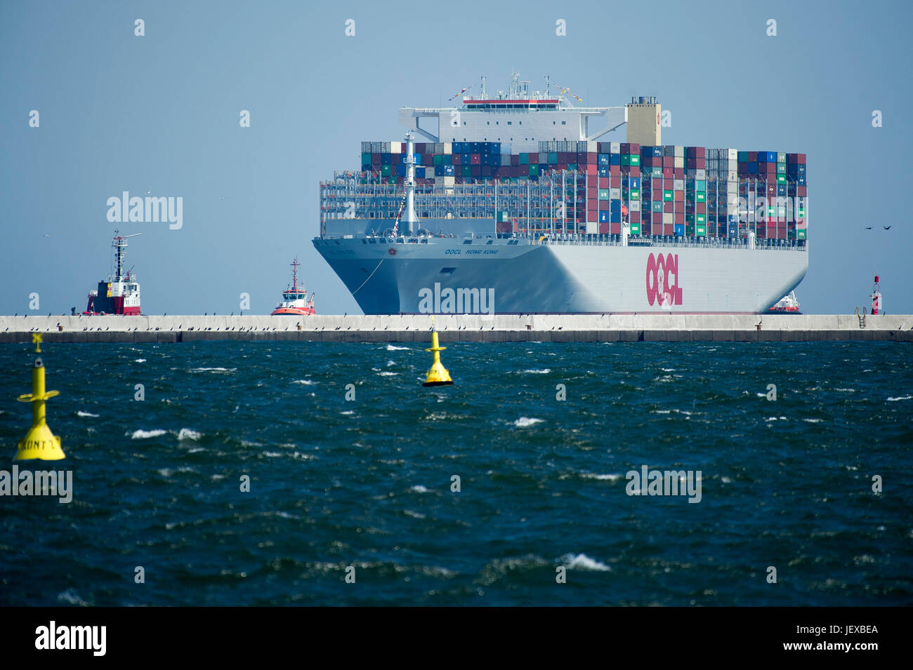 Gdansk, Poland. 28th June, 2017. 400 meter long container ship OOCL ...