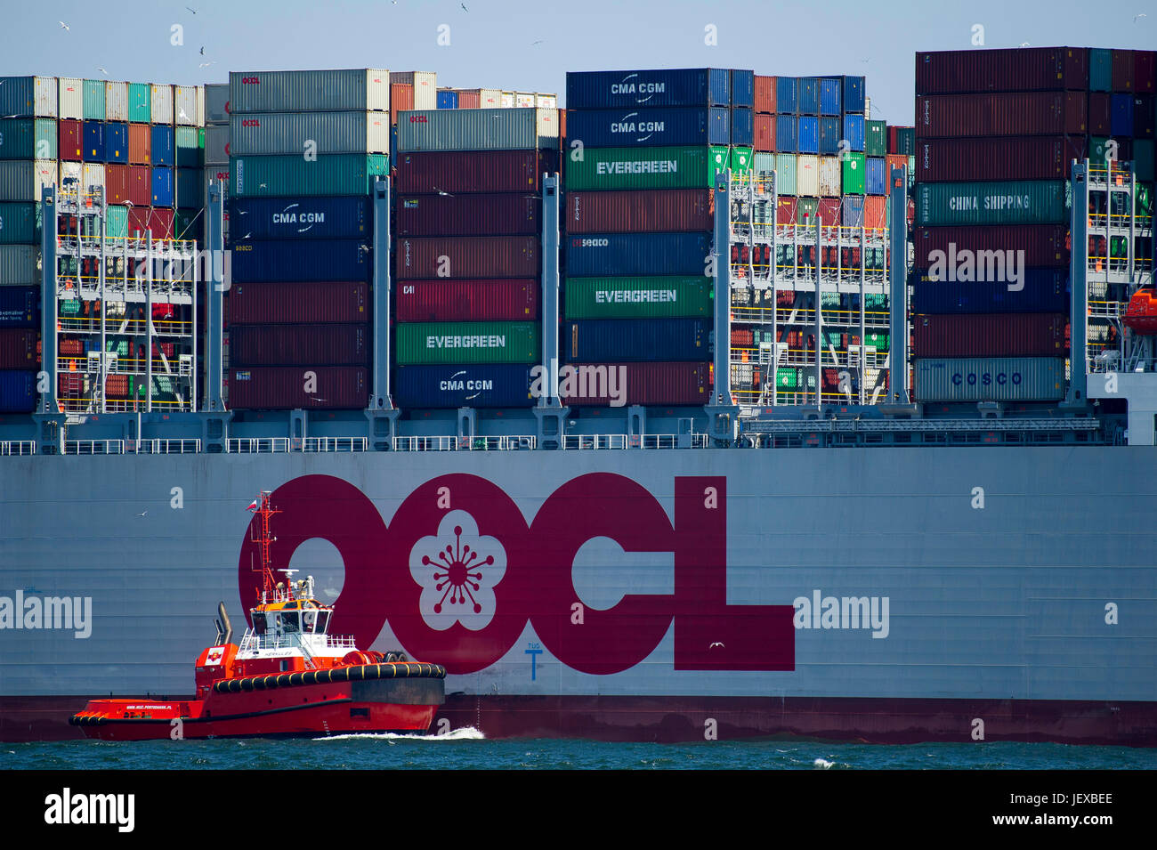 Gdansk, Poland. 28th June, 2017. 400 meter long container ship OOCL ...