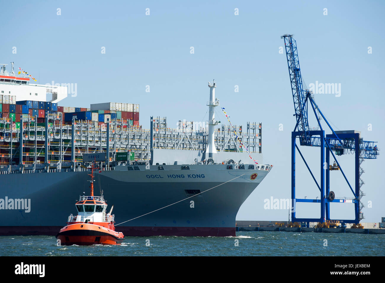 Gdansk, Poland. 28th June, 2017. 400 meter long container ship OOCL ...