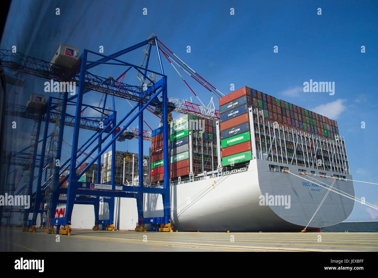 Gdansk, Poland. 28th June, 2017. 400 meter long container ship OOCL ...