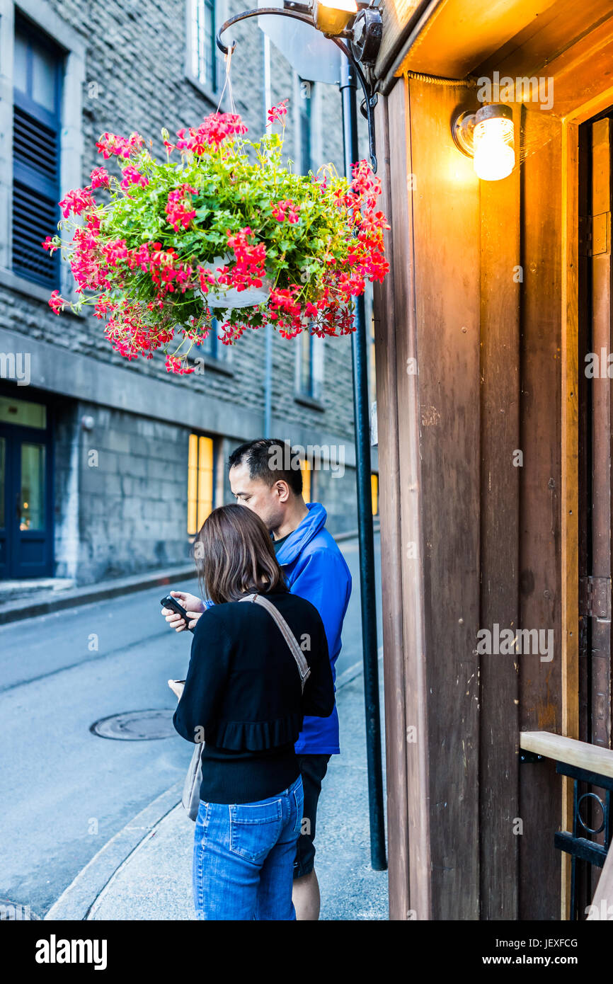 Standing under street lamp hi-res stock photography and images - Alamy