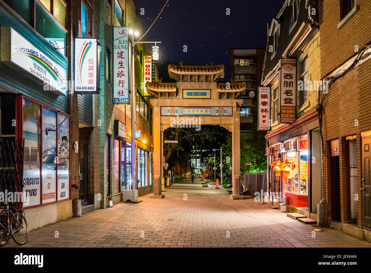 Chinatown gate montreal quebec canada hi-res stock photography and ...