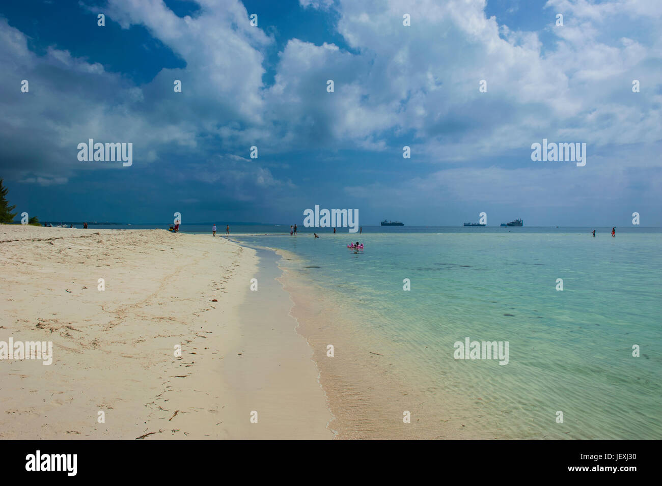 Micro beach in Garapan, Saipan, Northern Marianas, Central Pacific ...