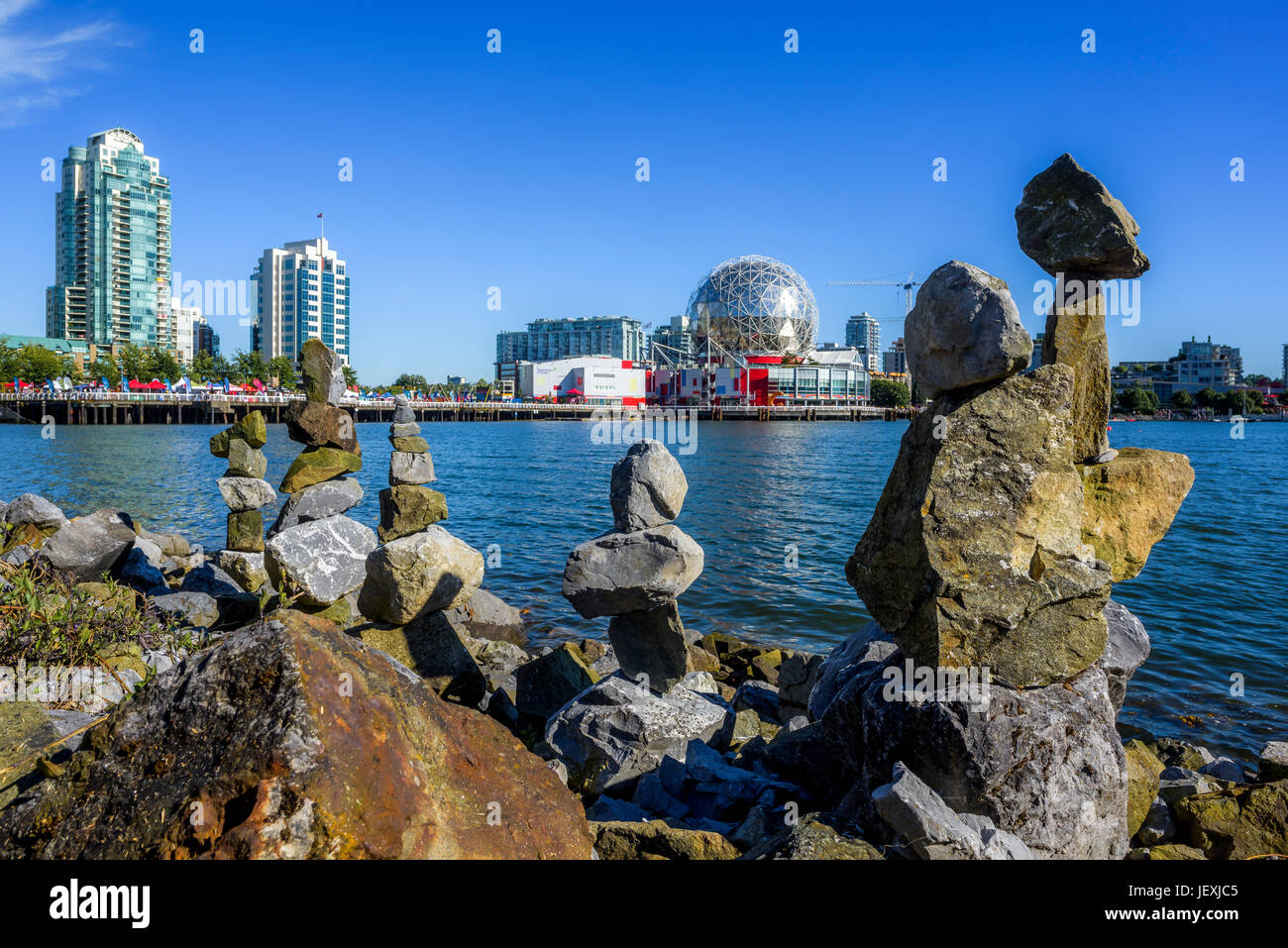 Balanced rocks hi-res stock photography and images - Alamy