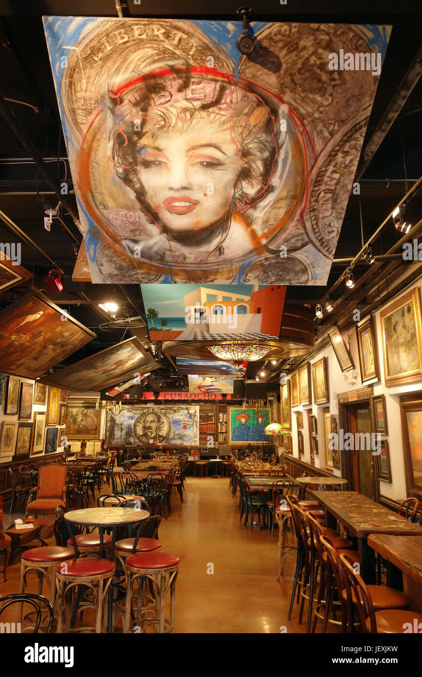 Cuban Paintings High Resolution Stock Photography and Images - Alamy