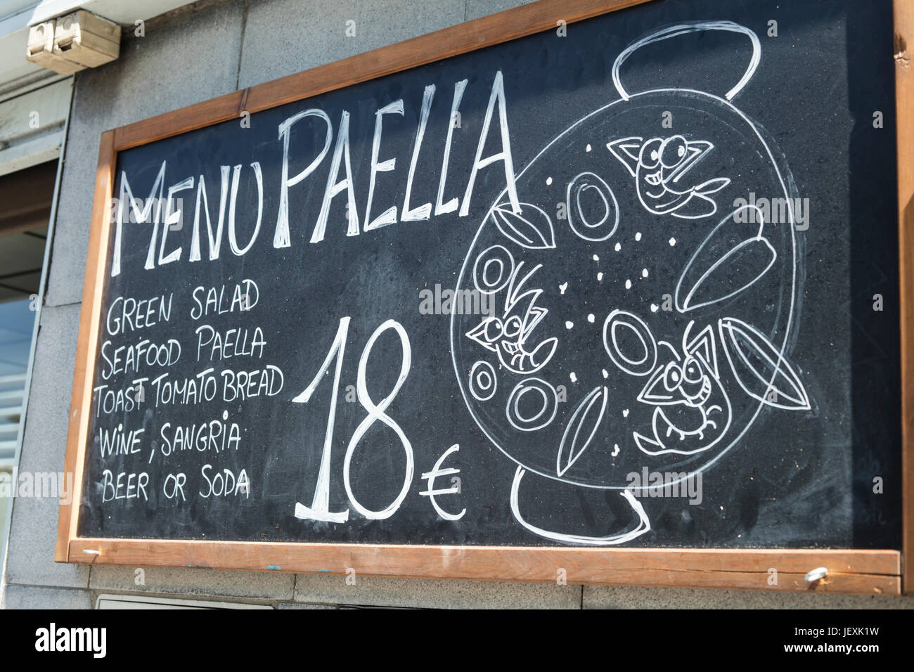 Paella drawing hi-res stock photography and images - Alamy