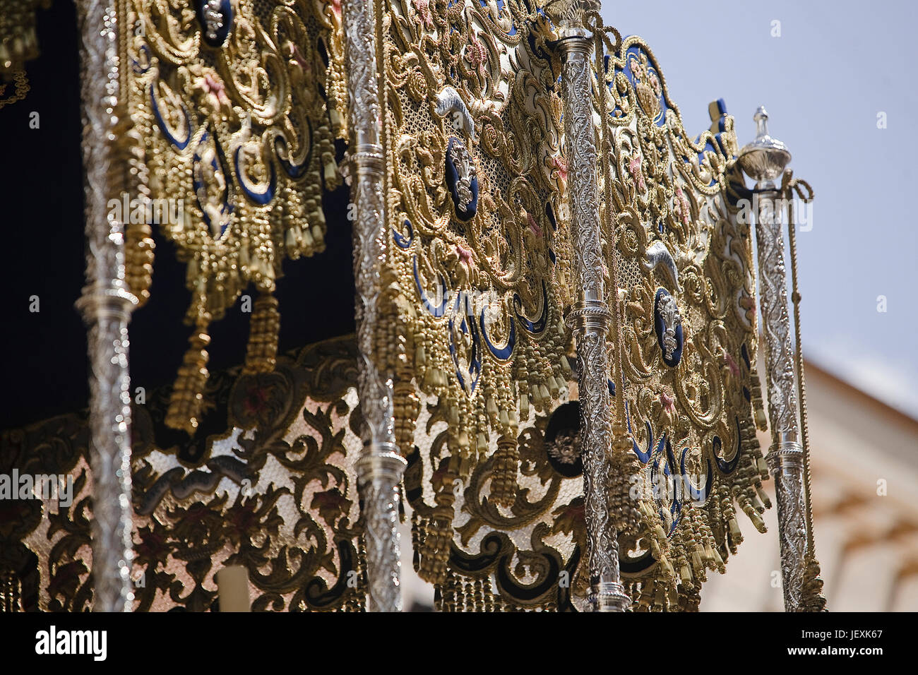 Pallium hi-res stock photography and images - Alamy