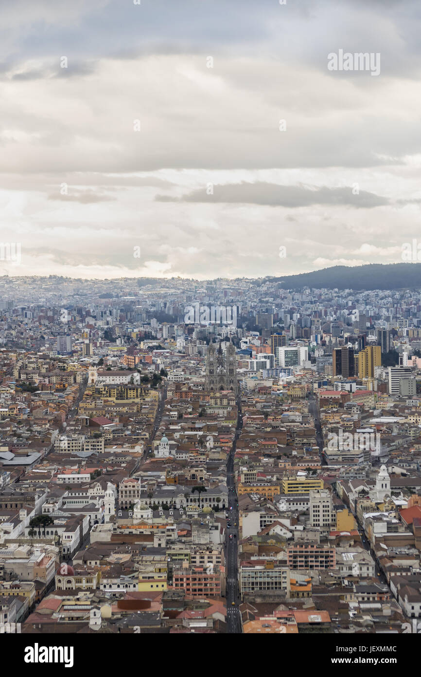 Quito viewpoint hi-res stock photography and images - Alamy