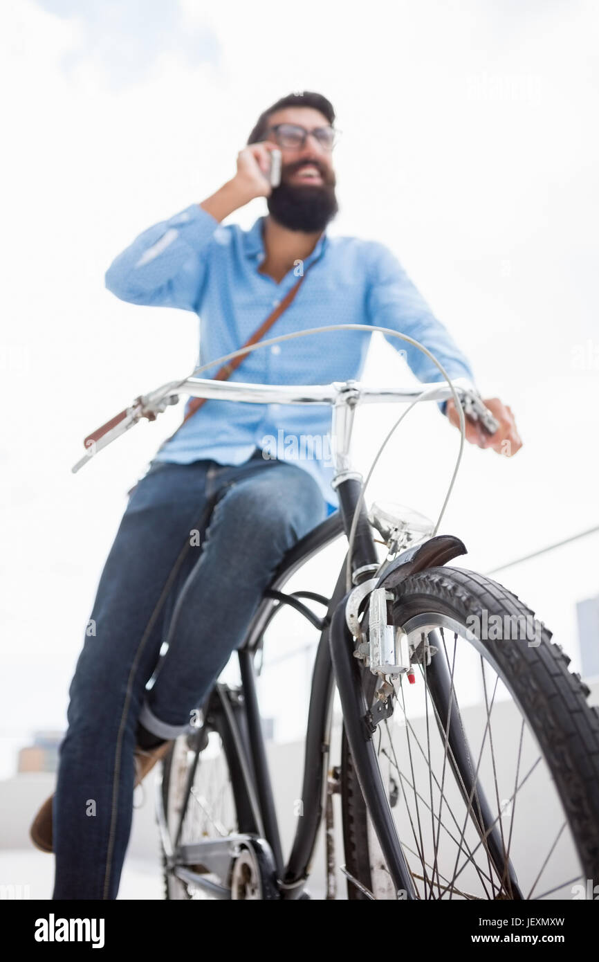 Phoning someone hi-res stock photography and images - Alamy