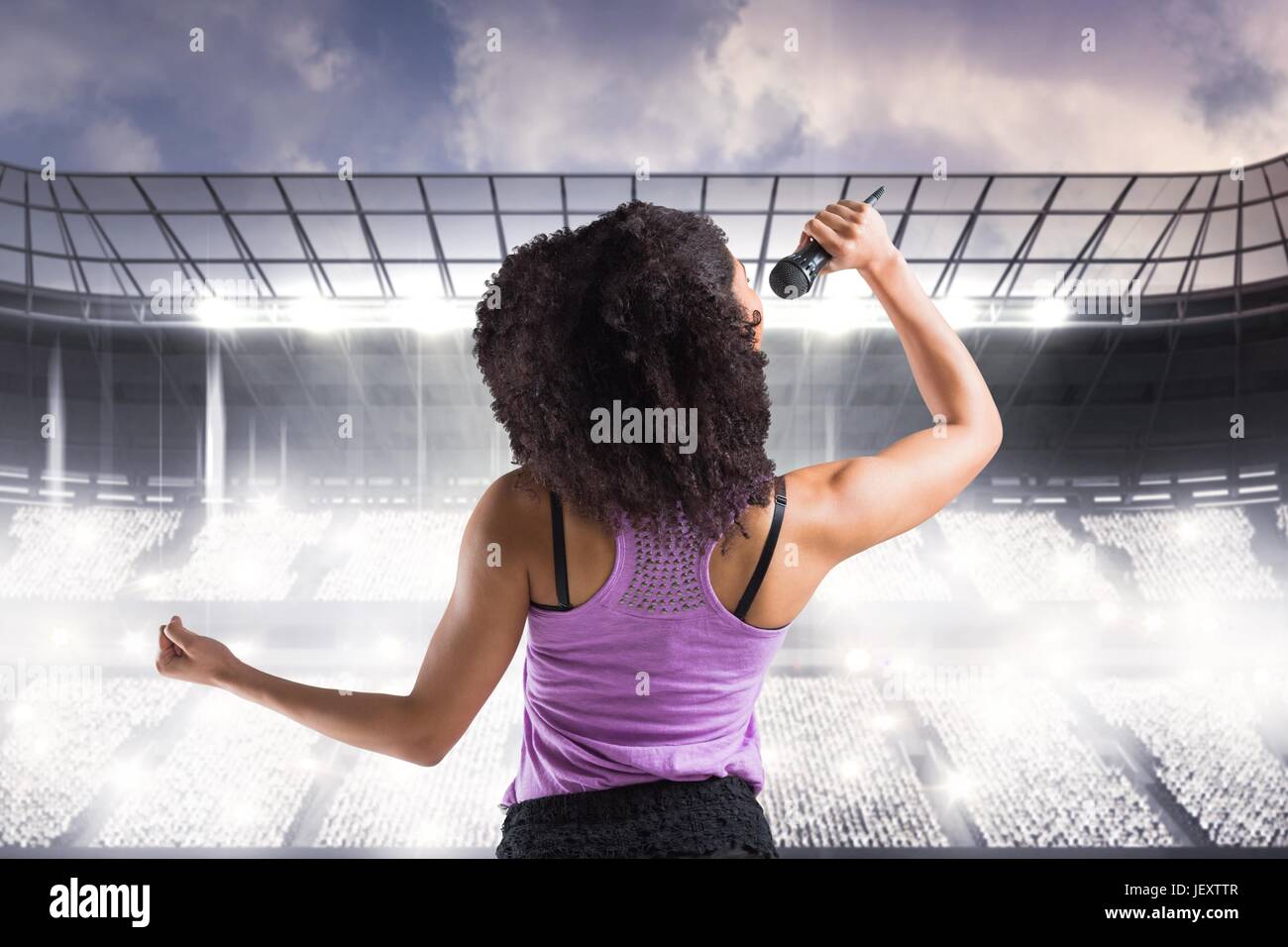 Stadium spectators rear view hi-res stock photography and images - Alamy