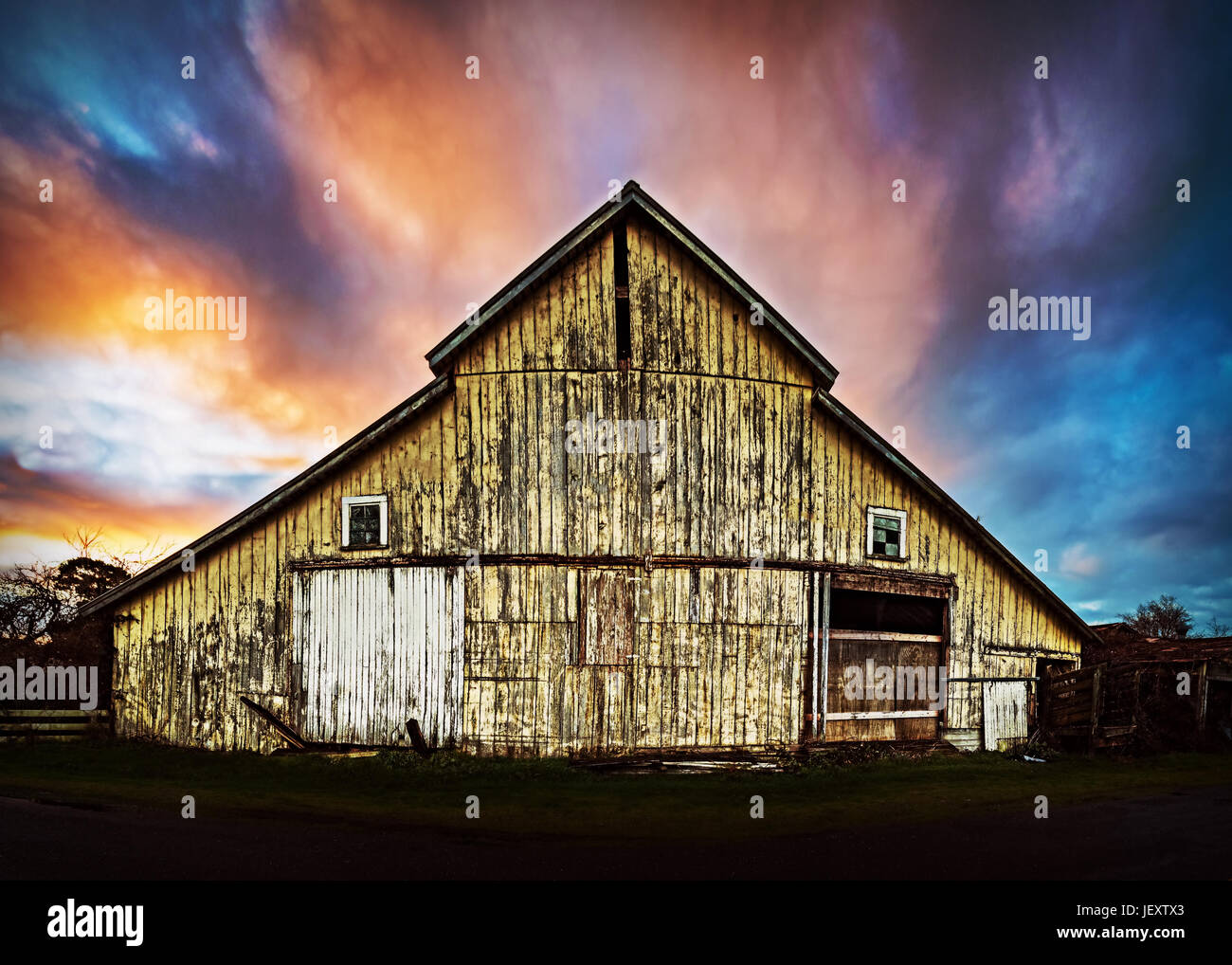 Sunset at an Abandoned Barn, Color Image Stock Photo - Alamy