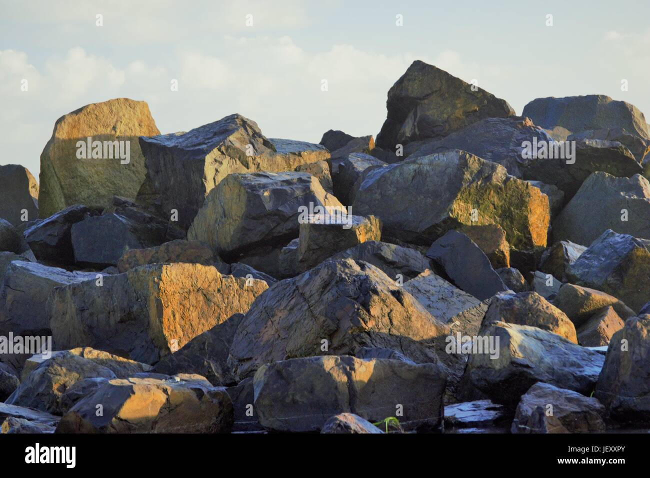 Sharp rocks hi-res stock photography and images - Alamy