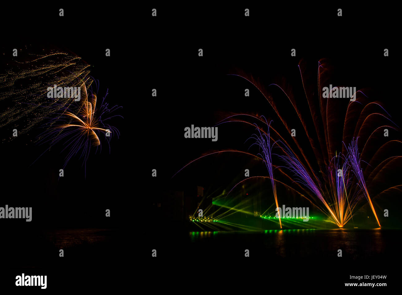 Laser lights show at castle hi-res stock photography and images - Alamy