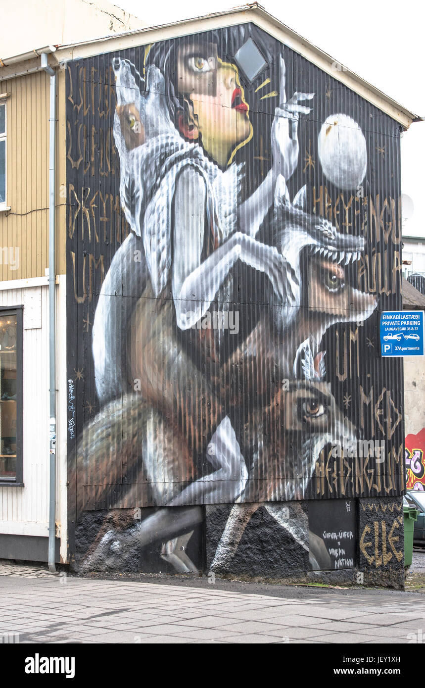 Wall poetry project hi-res stock photography and images - Alamy