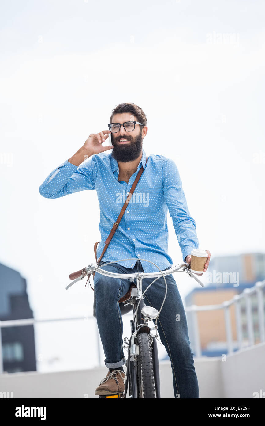 Phoning someone hi-res stock photography and images - Alamy