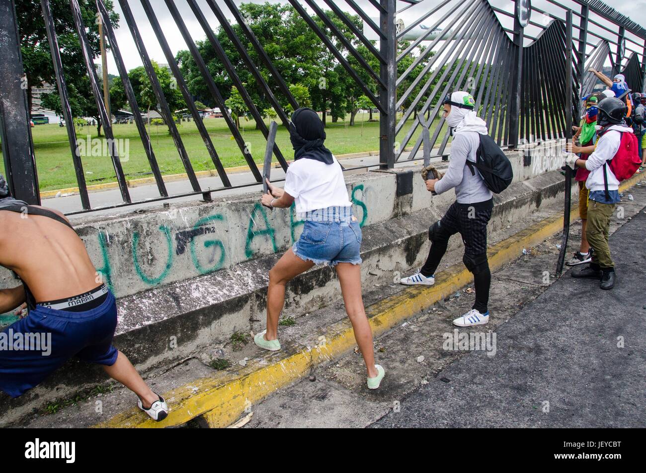 Protesters hit the base of the military base in protest. Opposition ...