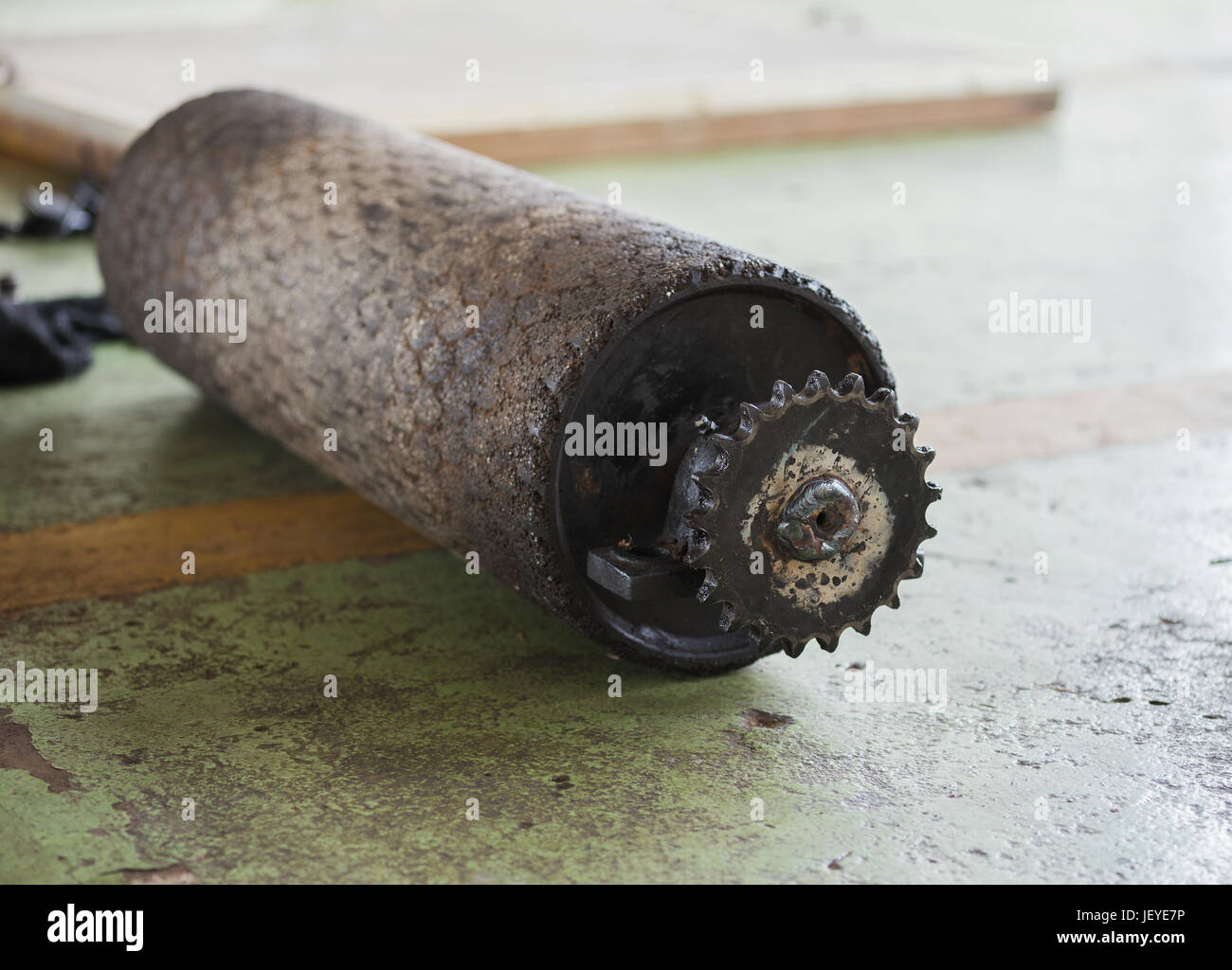 Tooth roller hi-res stock photography and images - Alamy