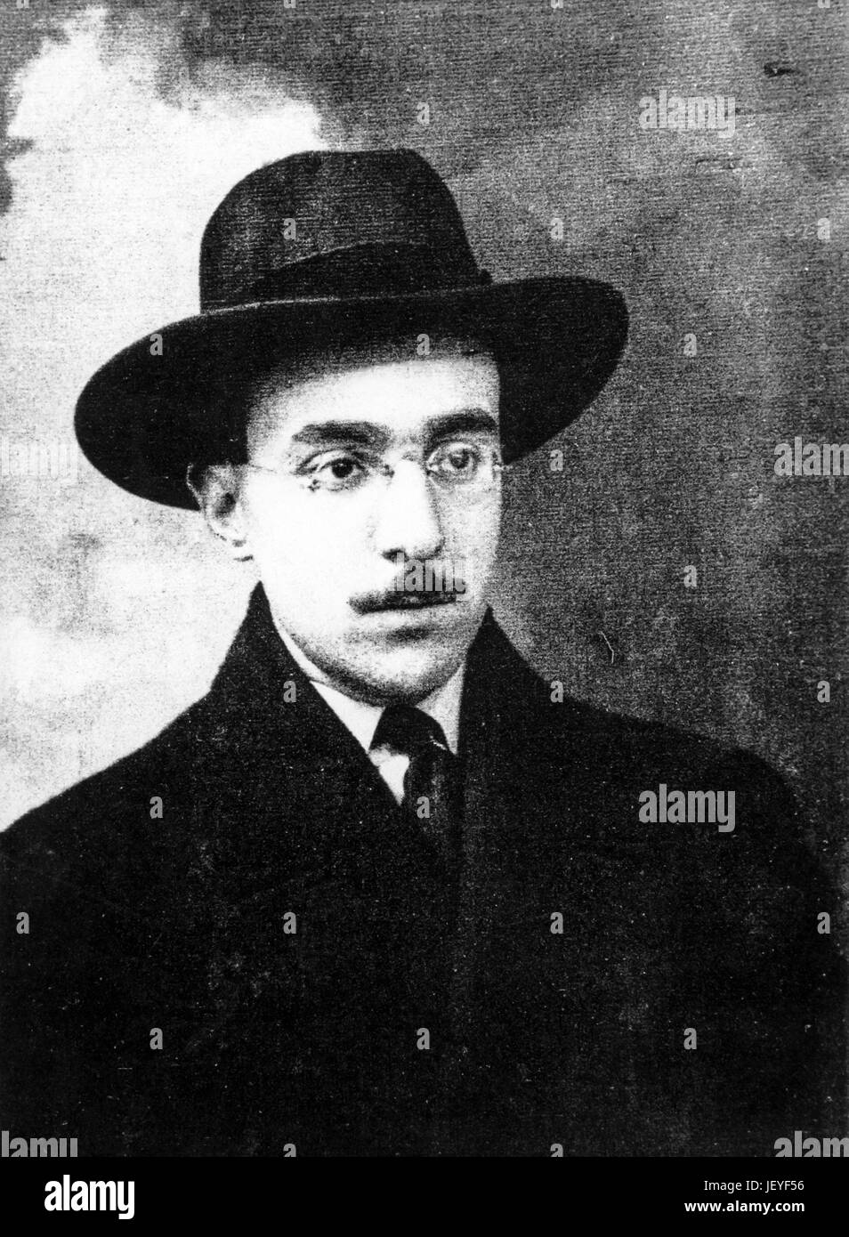 Portrait Of Fernando Pessoa High Resolution Stock Photography and ...