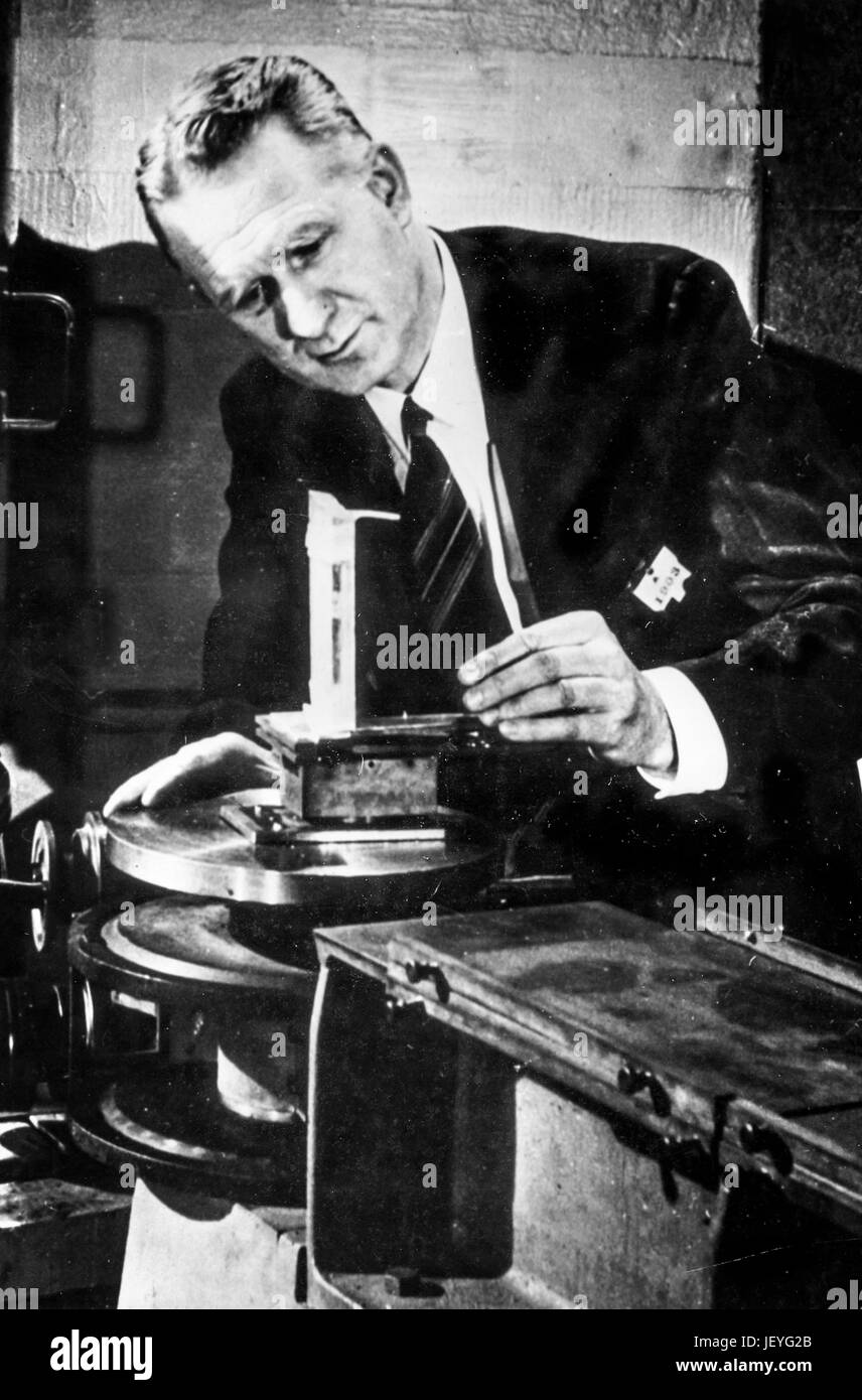 Zinn zinn zinn hi-res stock photography and images - Alamy