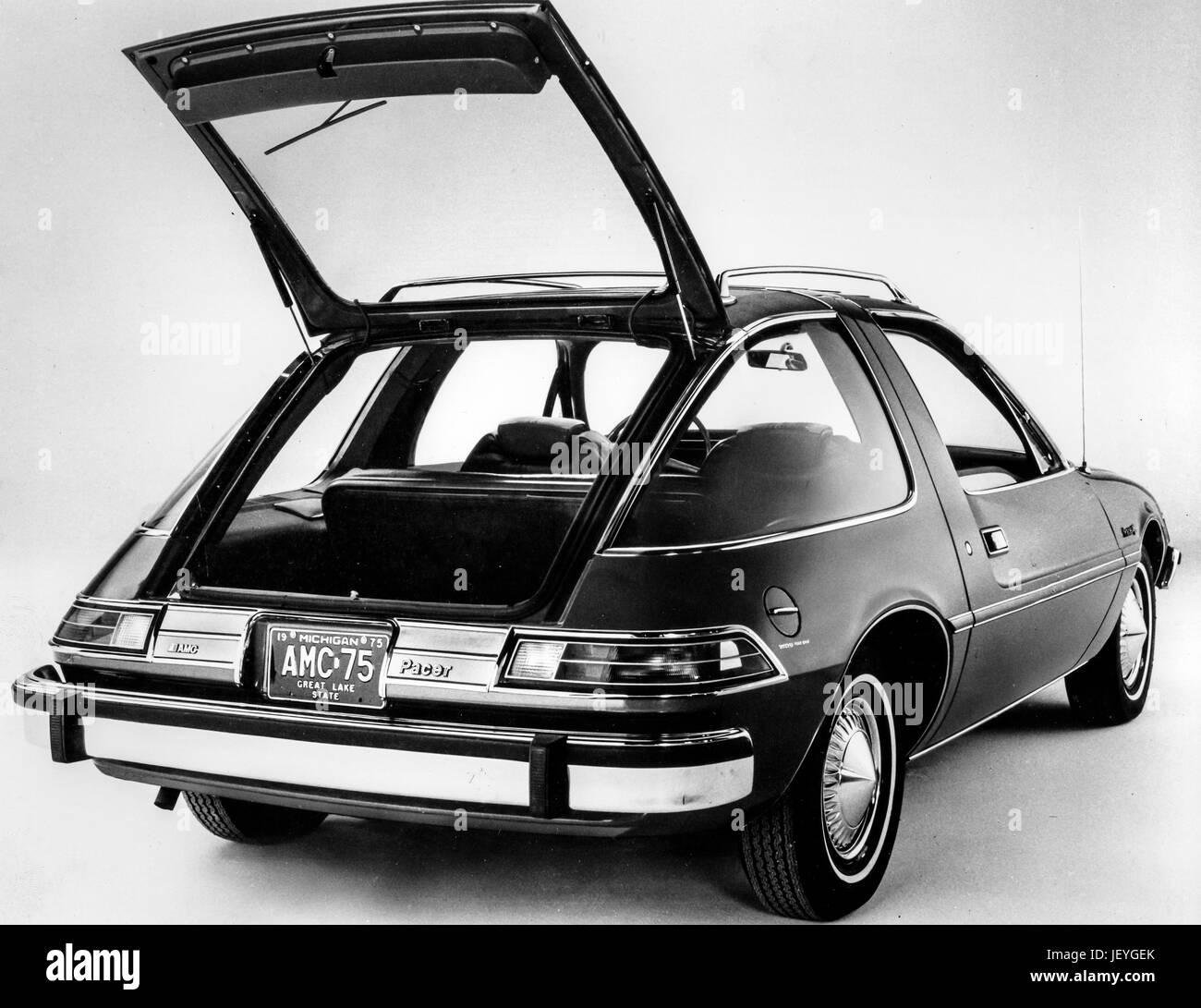 amc pacer, american motors coroporation, 70s Stock Photo - Alamy
