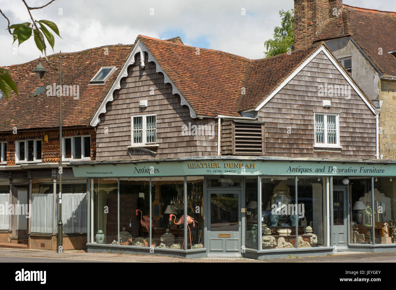 Antique wooden buildings hi-res stock photography and images - Alamy